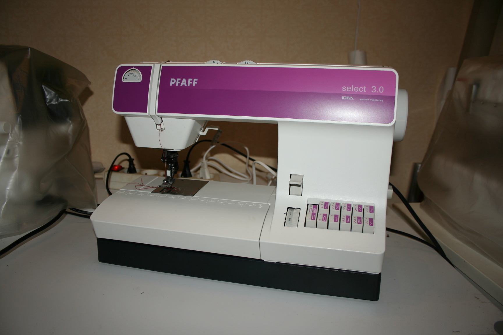 Enfilage machine à coudre-cours de couture-Self-couture